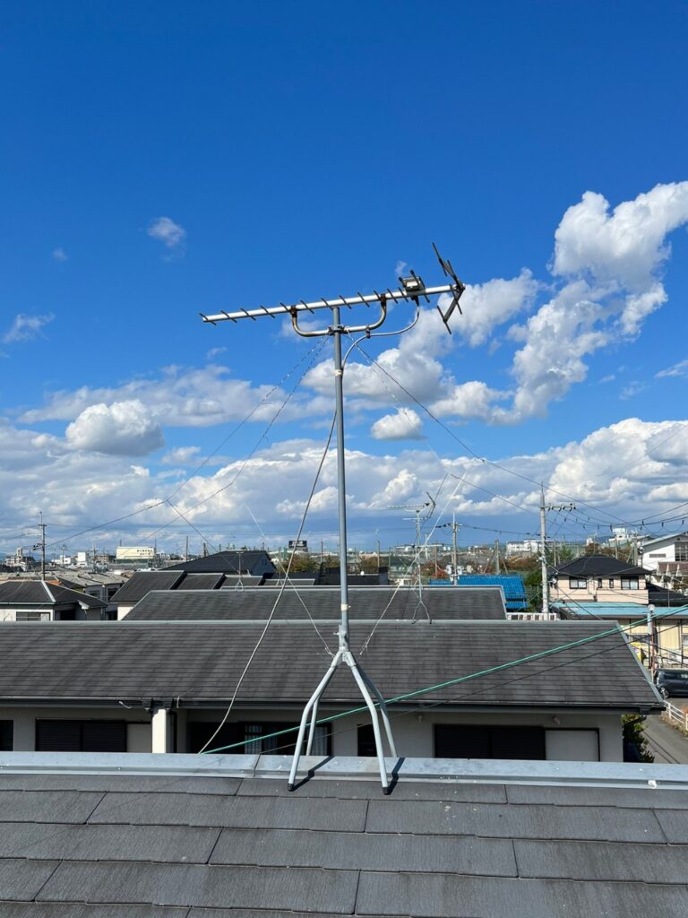 【UHFアンテナとは？】選び方や設置までの流れを解説！ | テレビ・地デジアンテナの格安設置工事ならさくらアンテナ（大阪、京都、兵庫、奈良 ...